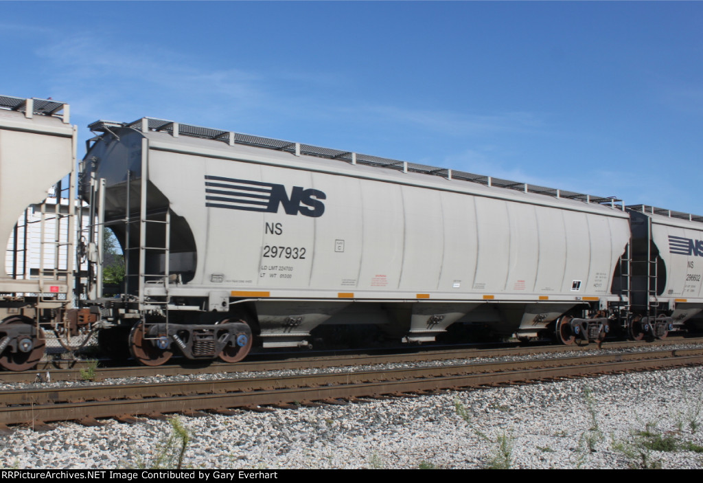 NS 297932 - Norfollk Southern